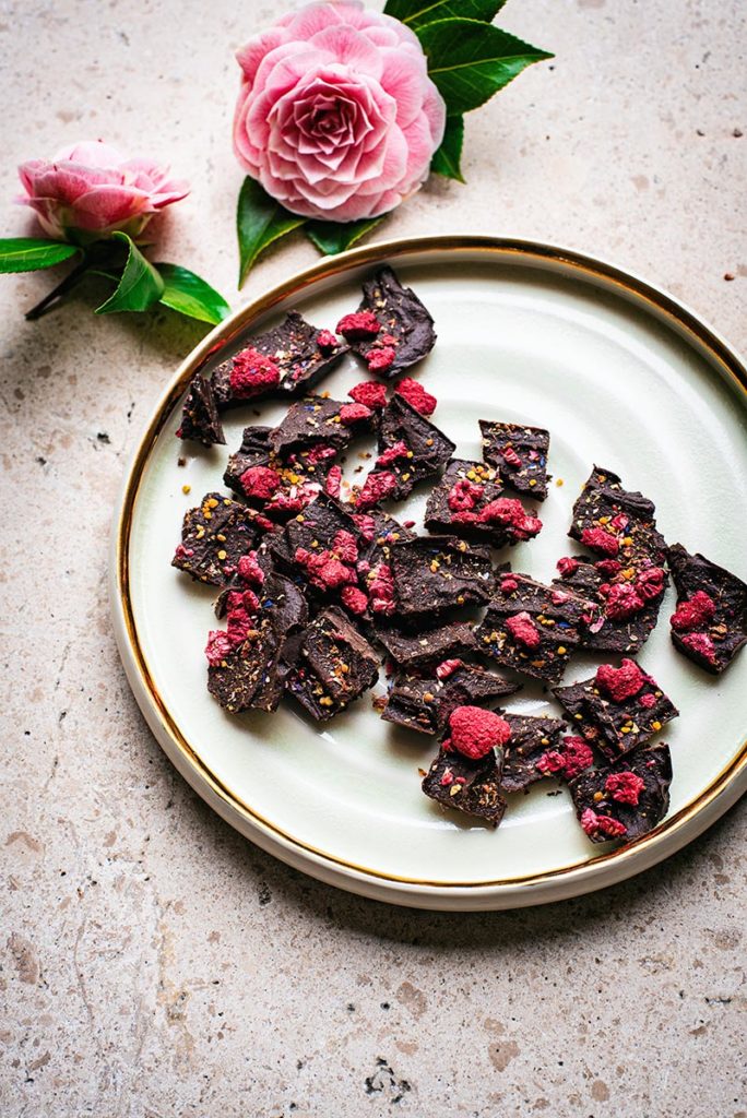 5-Ingredient Raw Chocolate - Occasionally Eggs